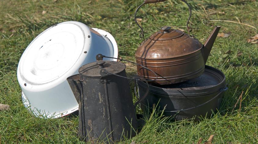How to Dispose of Old Pots and Pans? | Snappy